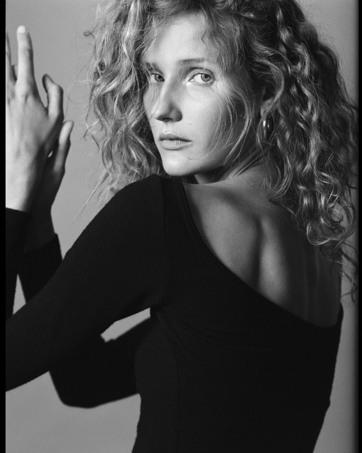 MARLEY RIZZUTI - Photographer Portfolio & Booking - Swipecast