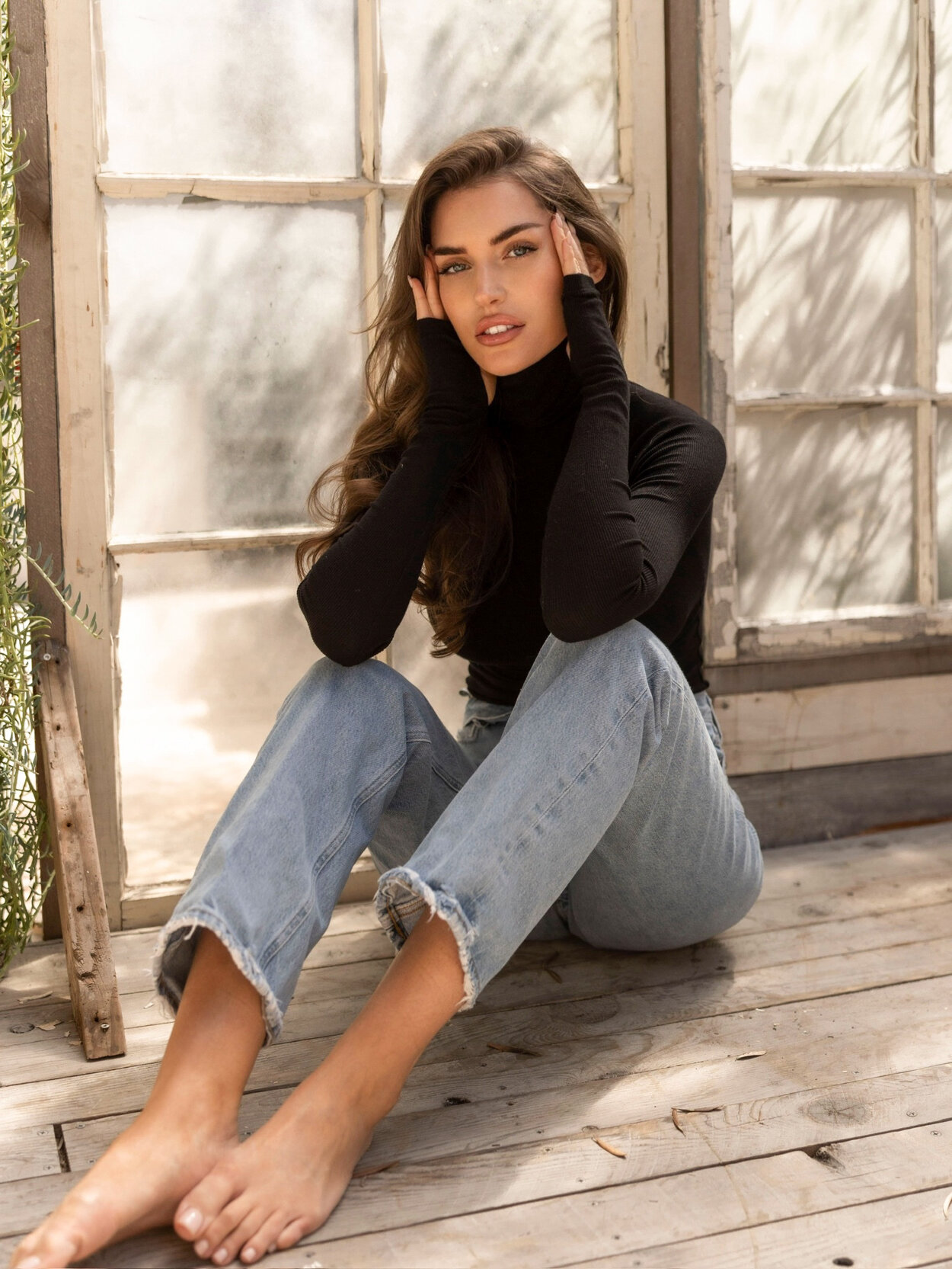 Lindsay Belanger - Model Portfolio & Booking - Swipecast