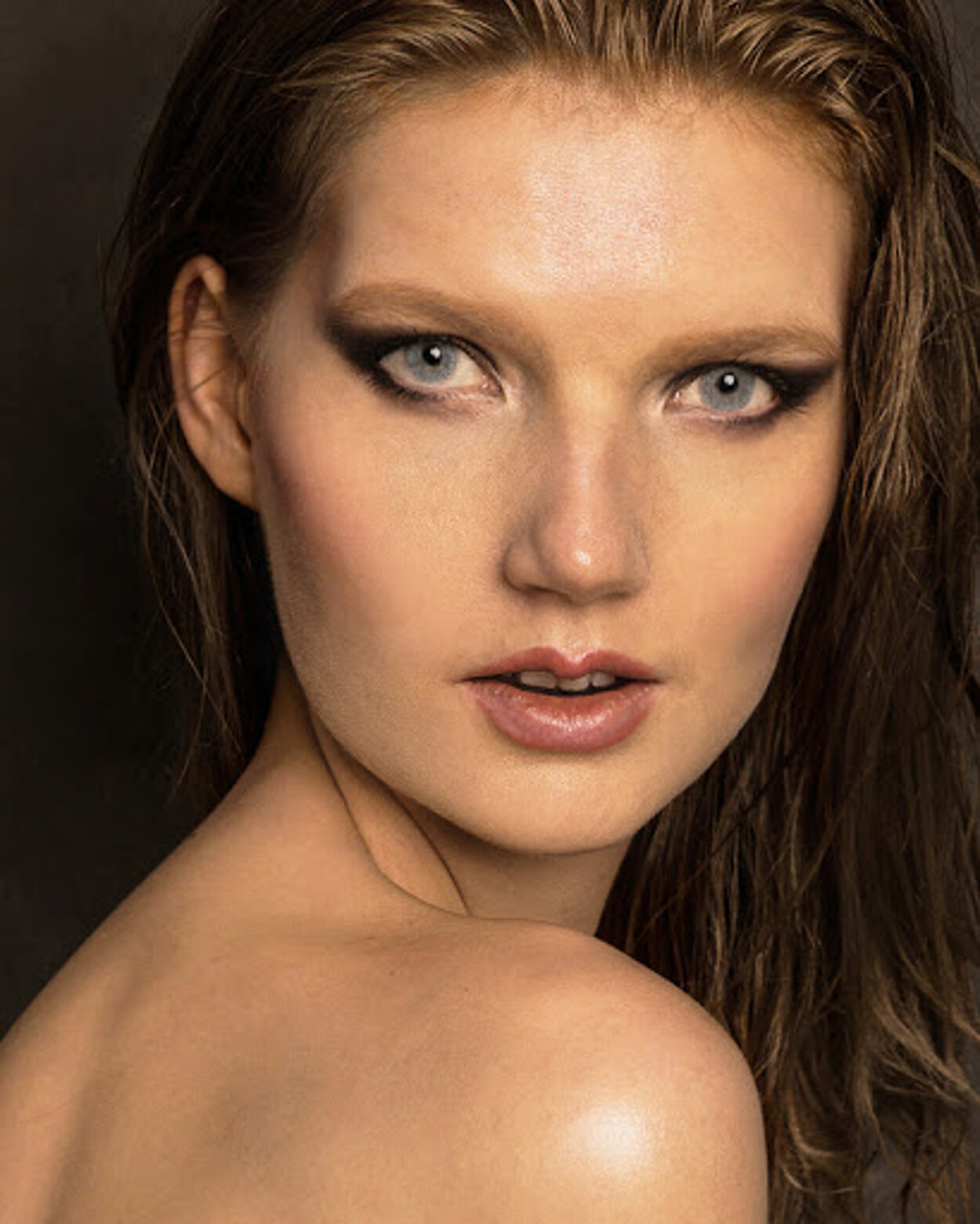 Anna-Lisa Christiane - Model Portfolio & Booking - Swipecast